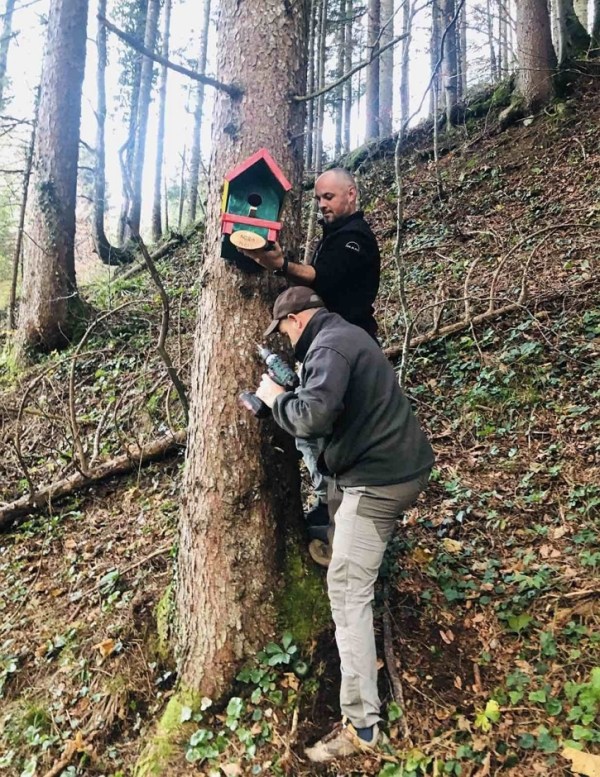 VRIJEDNI DND-OVCI: Da bezbrižno dočekaju prve pahulje snijega, za ptice ...